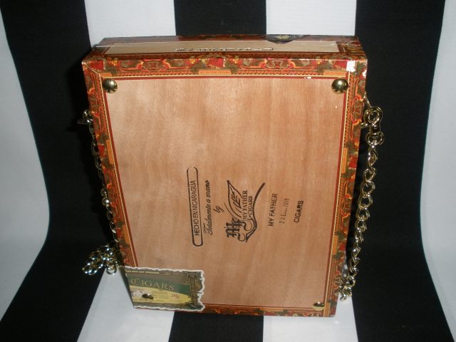 SOLD 1195 Pirate Girl Cigar Box Purse - humadorablesbysusan.com