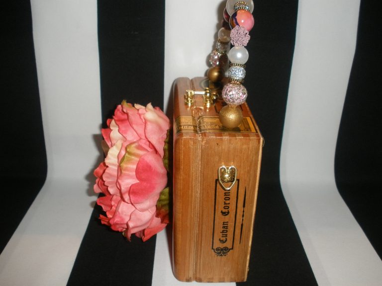 1226 Pink Peony Cigar Box Purse - humadorablesbysusan.com