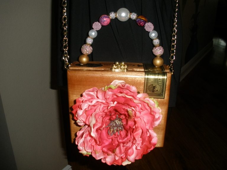 1226 Pink Peony Cigar Box Purse - humadorablesbysusan.com
