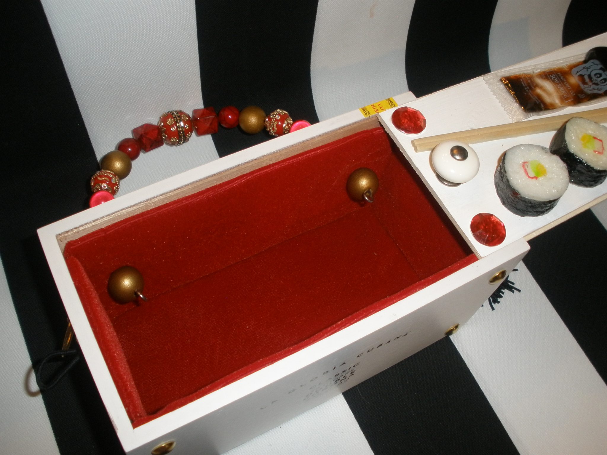 SOLD Sushi To Go Cigar Box Purse - humadorablesbysusan.com