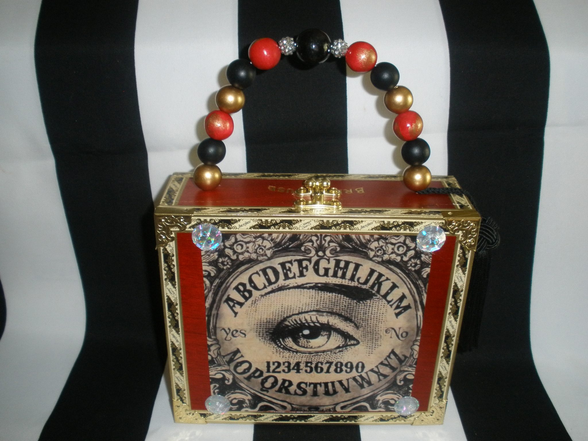 1547 Partagas Sacred Heart Cigar Box Purse - humadorablesbysusan.com